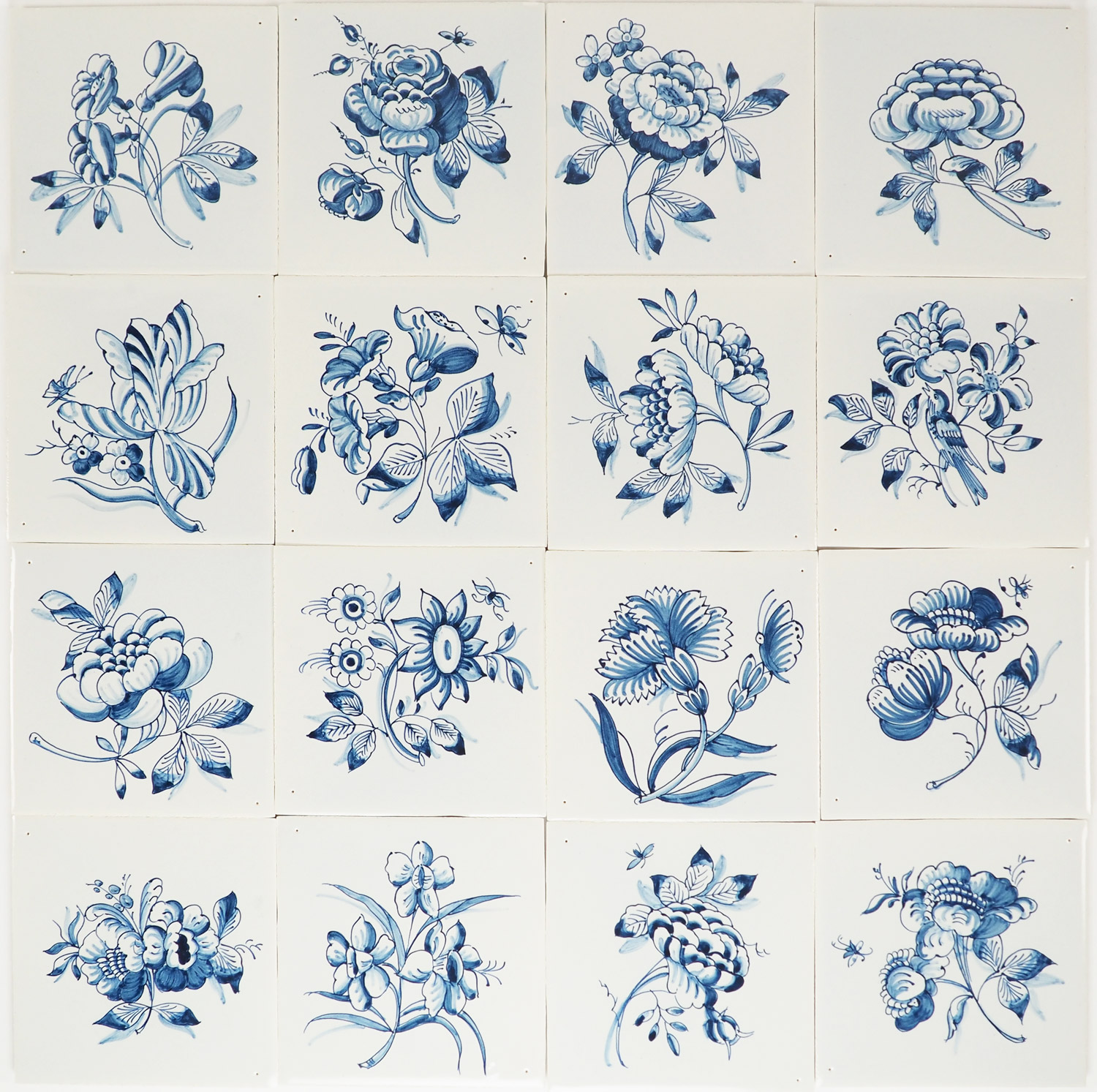 P-9 | Hand-painted Delft Tiles with large flowers in classic blue